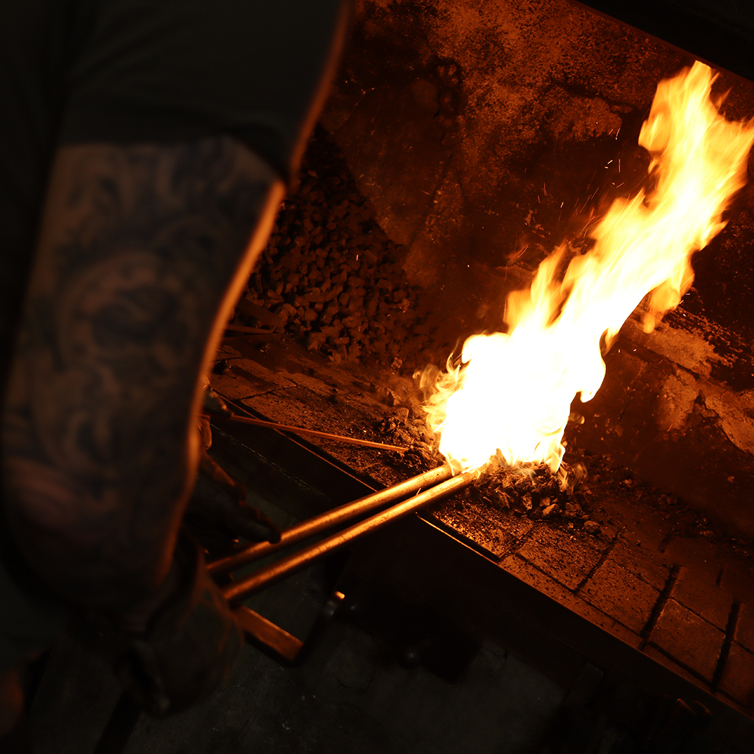 Forge des Vertes Rives • Quincaillerie et ferrures traditionnelles